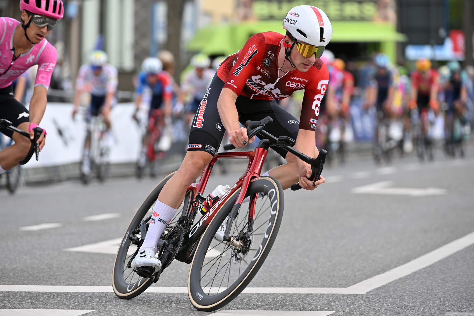 Luca Van Boven eindigt knap zevende in Brabantse Pijl: “Mijn vriendin ...