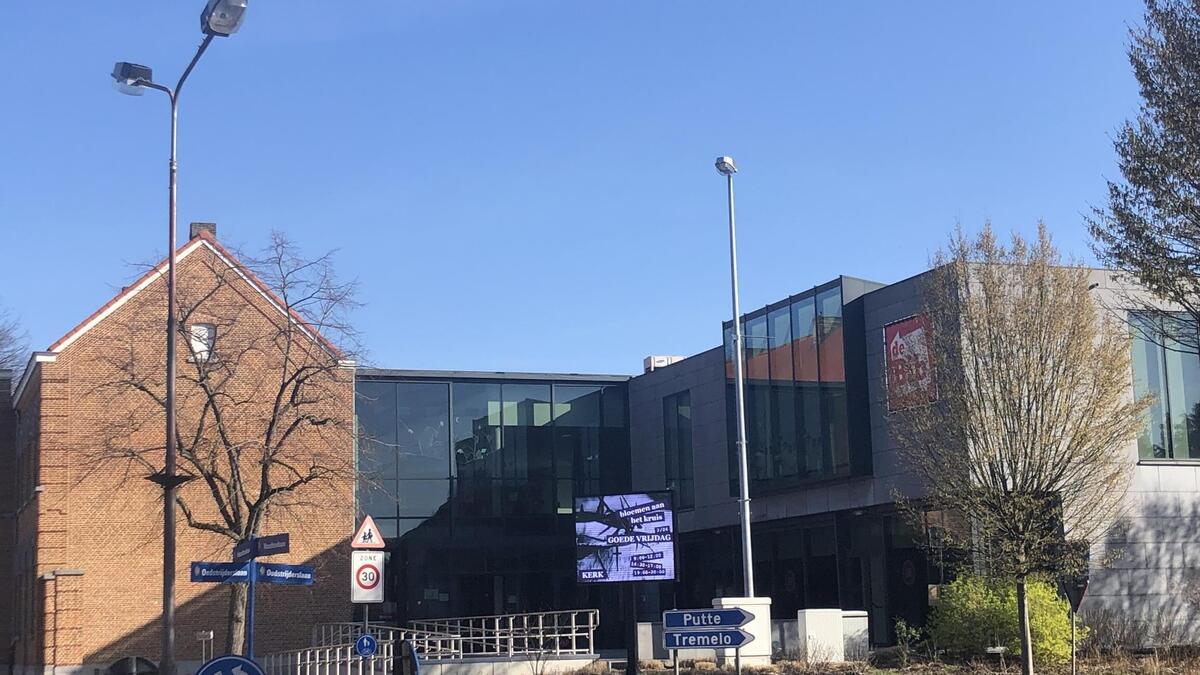 Feestelijke start van ticketverkoop bij Den Bussel | Nieuwsblad