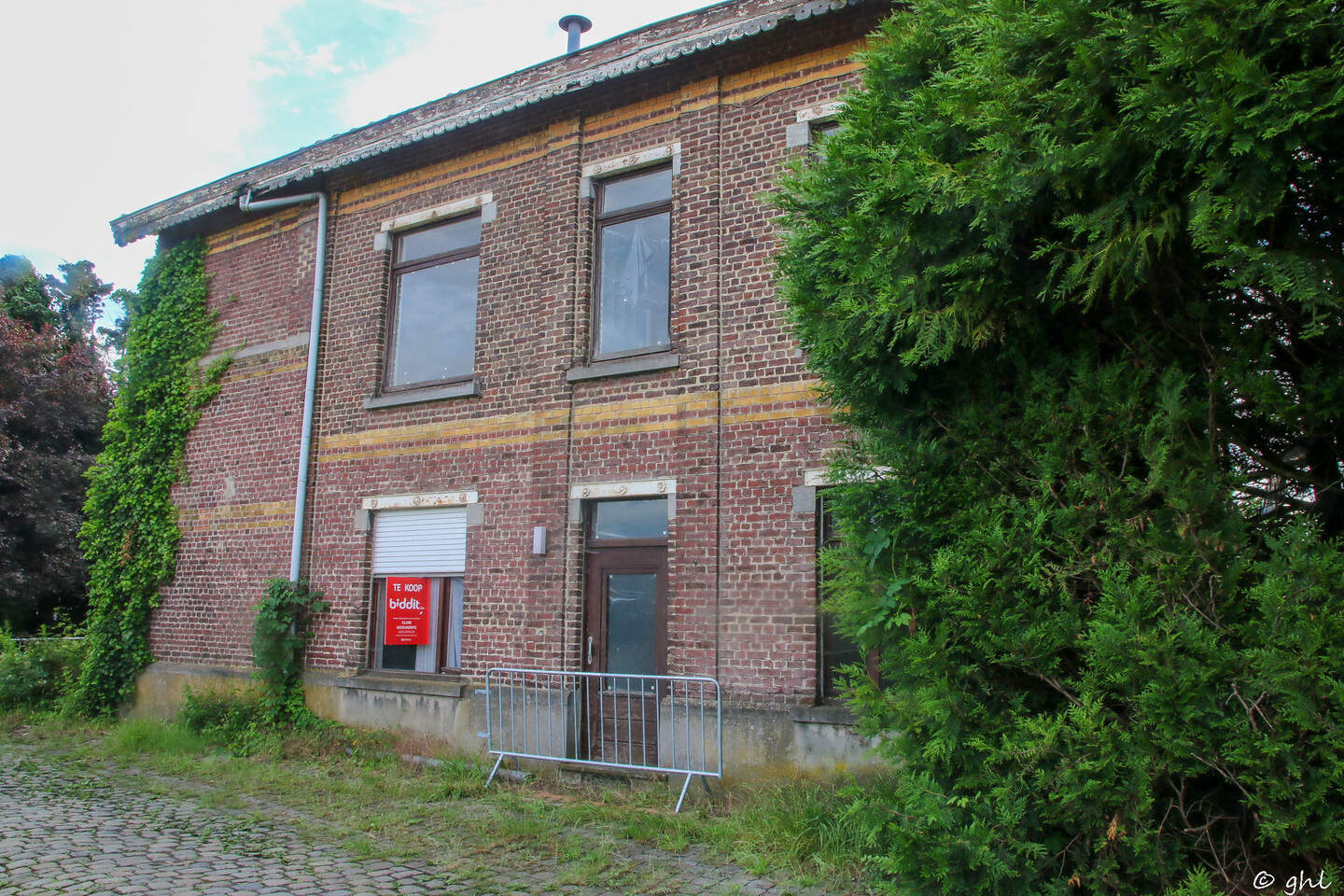 Oude bus- en tramstelplaats gunt bezoekers hobbelige rit terug in de ...