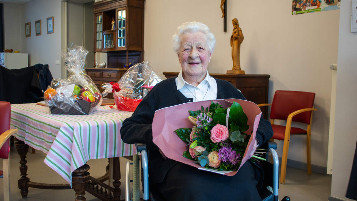 Zuster Dora Rombaut op 102-jarige leeftijd overleden: “Ze had een hart ...