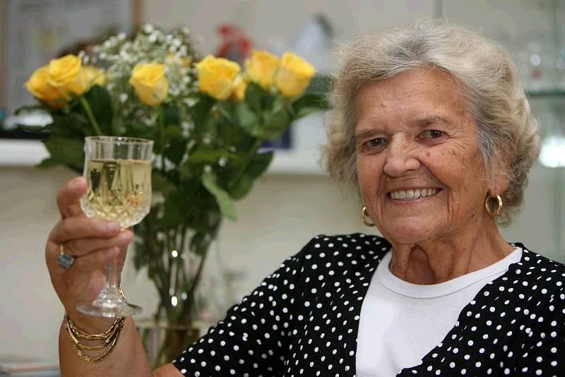 Lucy Loes overleden | Nieuwsblad