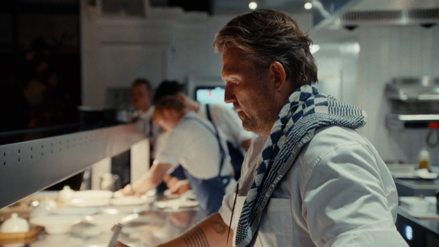 Onze recensent keek naar ‘Rauw: Nick Bril’: “Of nu al een documentaire ...