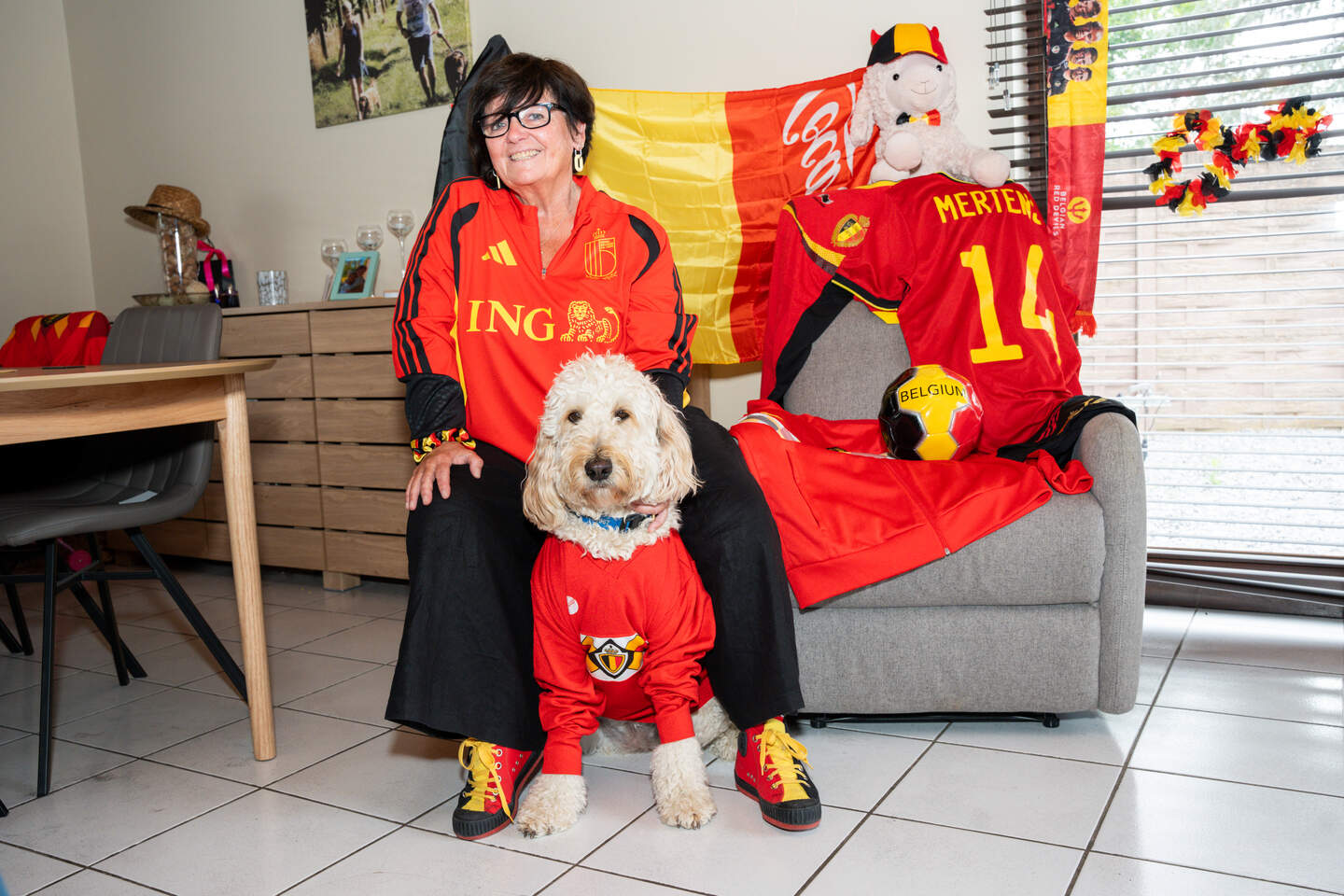 “Mensen verklaren mij zot”: zij zetten speciaal hun wekker voor het WK ...