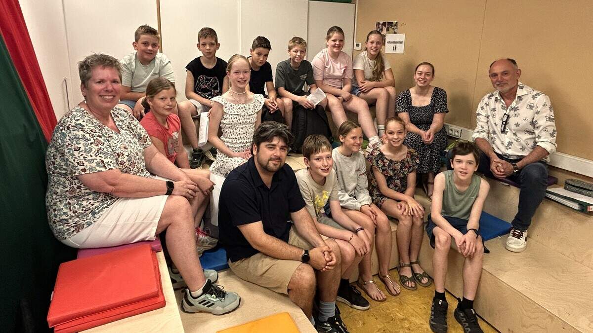 Nederlandse klas uit Wiene ontdekt VBS De Watermolen: “Belangrijk om de ...