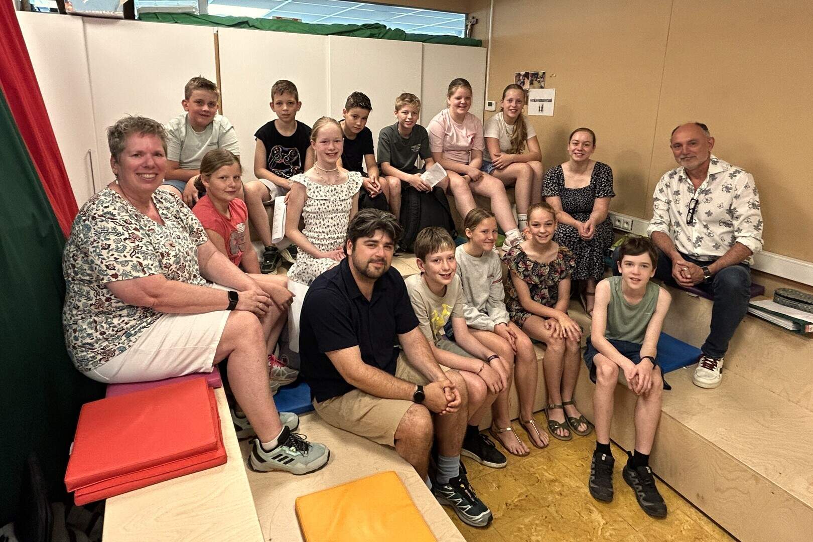 Nederlandse klas uit Wiene ontdekt VBS De Watermolen: “Belangrijk om de ...