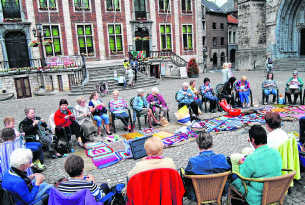 Paaltjes krijgen muts op | Nieuwsblad