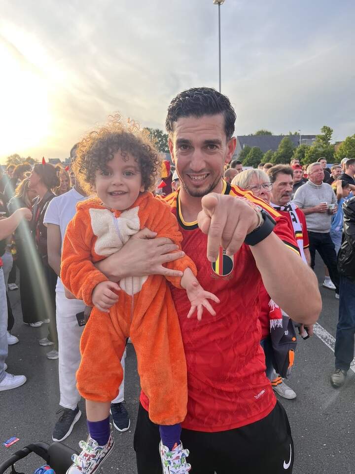 Van rotsvast geloof tot nagelbijter: zo beleefde Aalst de match tegen ...