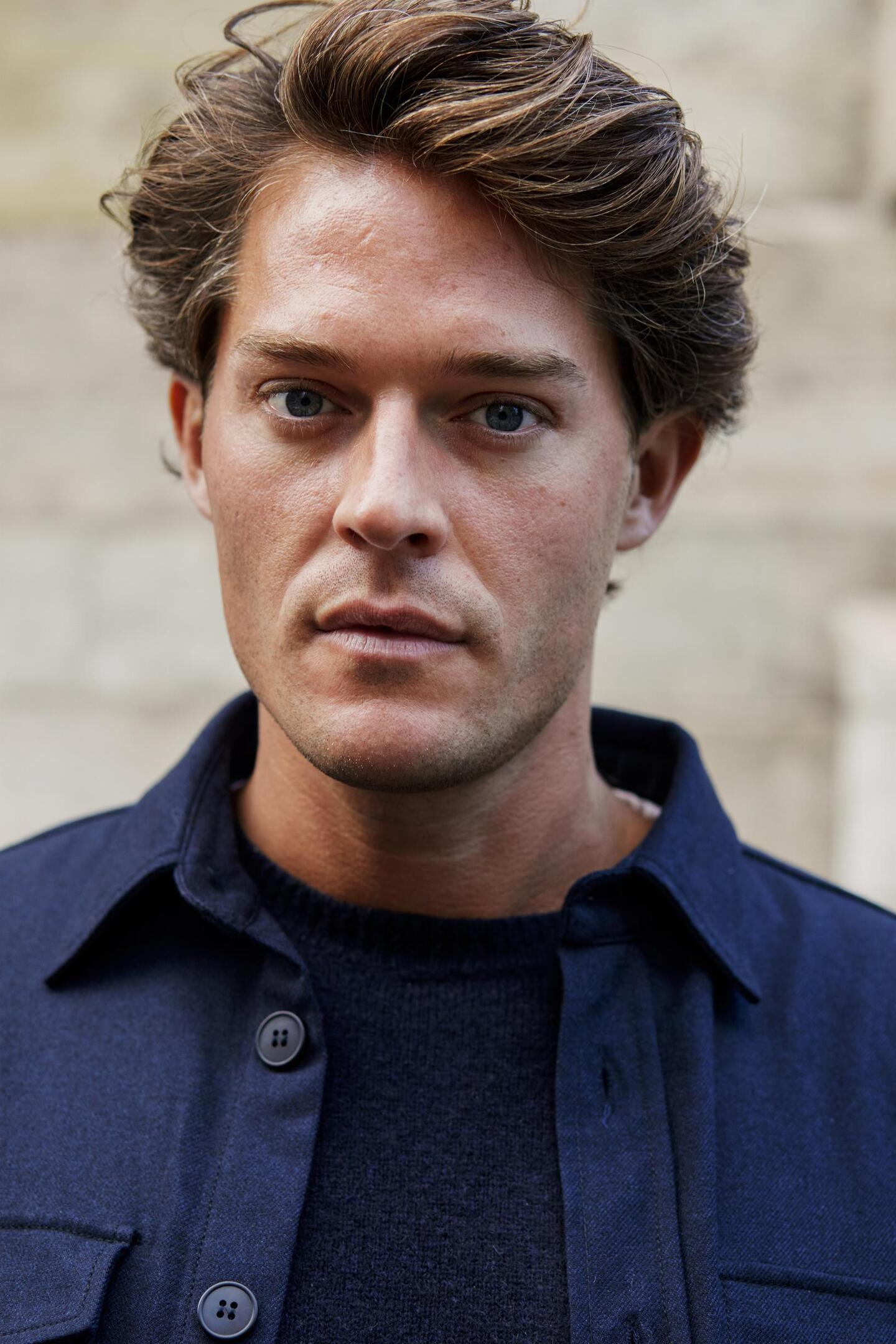 Topmodel Cesar Casier: “Ik ben wakker geworden in het bed van de ...