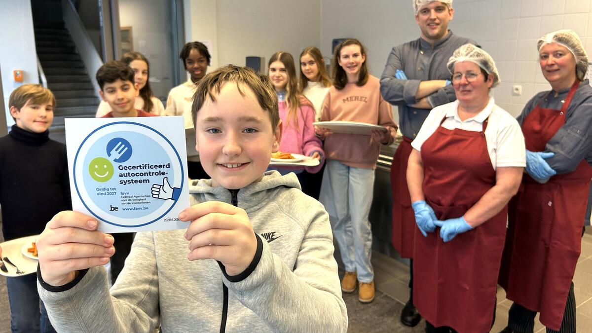 Keuken campus Hemelvaart ontvangt label voor gezonde schoolmaaltijden ...