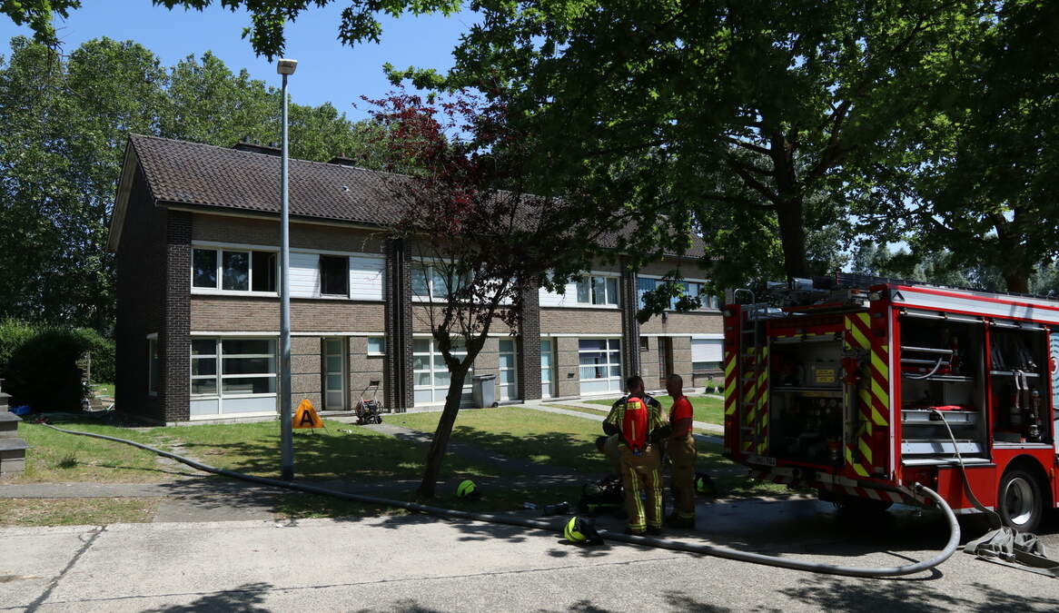 Woning onbewoonbaar na korte brand in slaapkamer | GVA