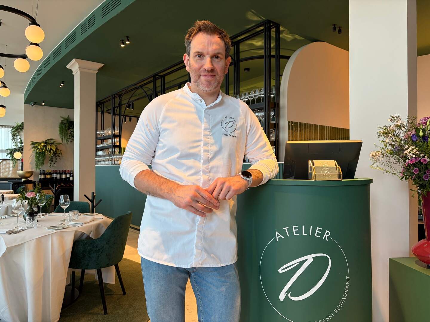 Chef Diego De Baets (44) roert opnieuw in de potten in Oostende, Brassi ...