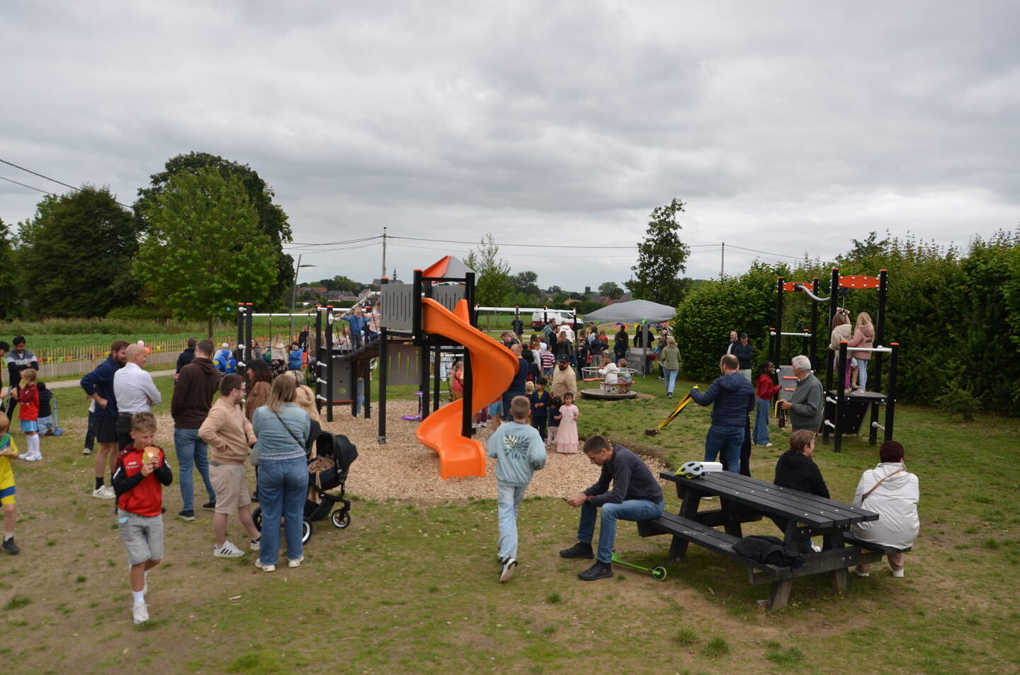 Vakantiegevoel nu ook vlakbij te vinden: nieuwe en inclusieve speeltuin ...