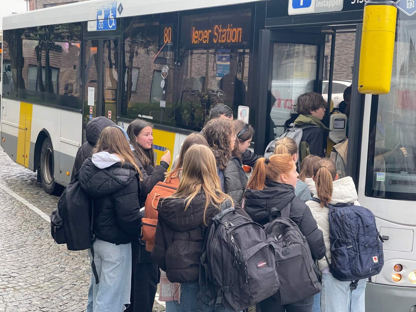 Gemeente daagt De Lijn twee keer voor rechter, maar vangt bot: “Onze ...
