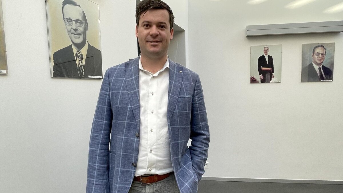 Met Lieven Cobbaert (35) komt jonge burgemeester aan gemeenteroer ...