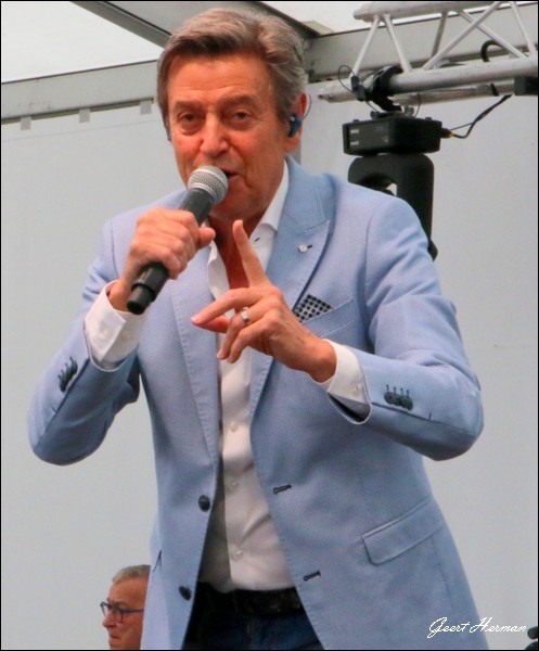 FOTO-VIDEO. Polonaise voor doe-het-zelvers met Willy Sommers | Nieuwsblad