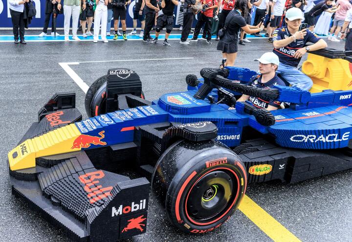 Lego bouwde F1-auto’s op ware grootte voor GP van Miami: “Ze zullen ...