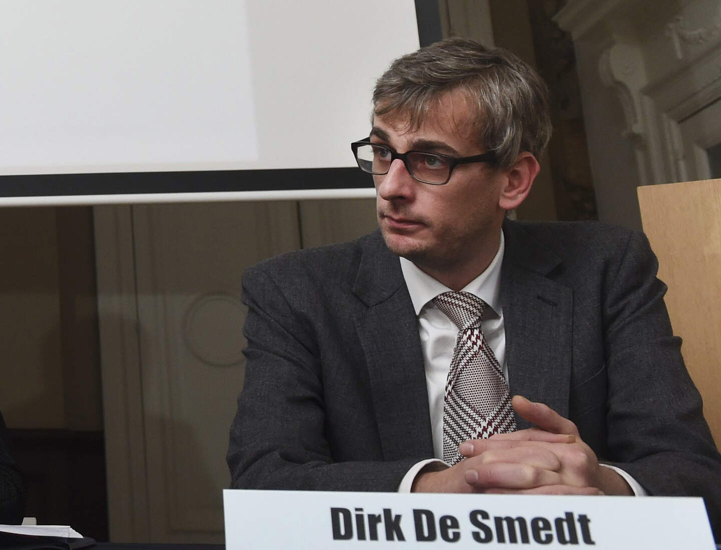 Sven Gatz neemt ontslag uit Brusselse regering door ...