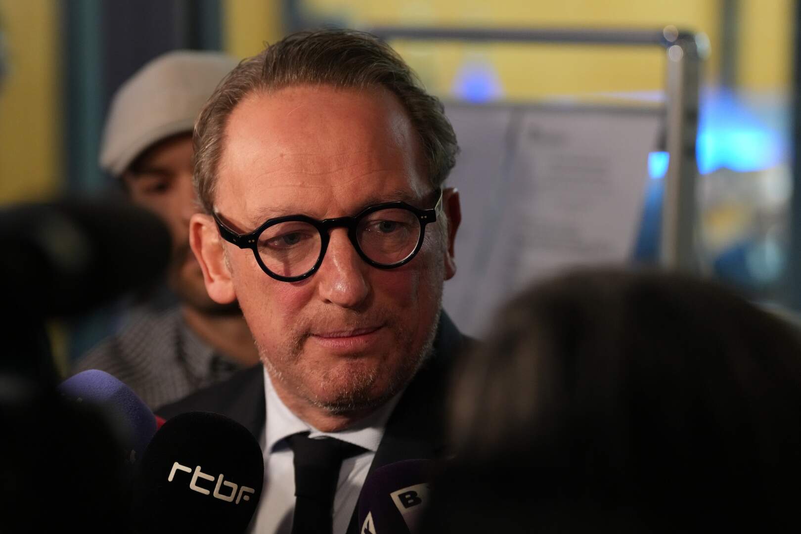 Bouchez kiest weer voor een verrassing: burgemeester van Ukkel Boris ...