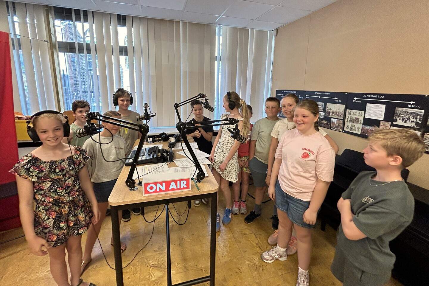 Nederlandse klas uit Wiene ontdekt VBS De Watermolen: “Belangrijk om de ...