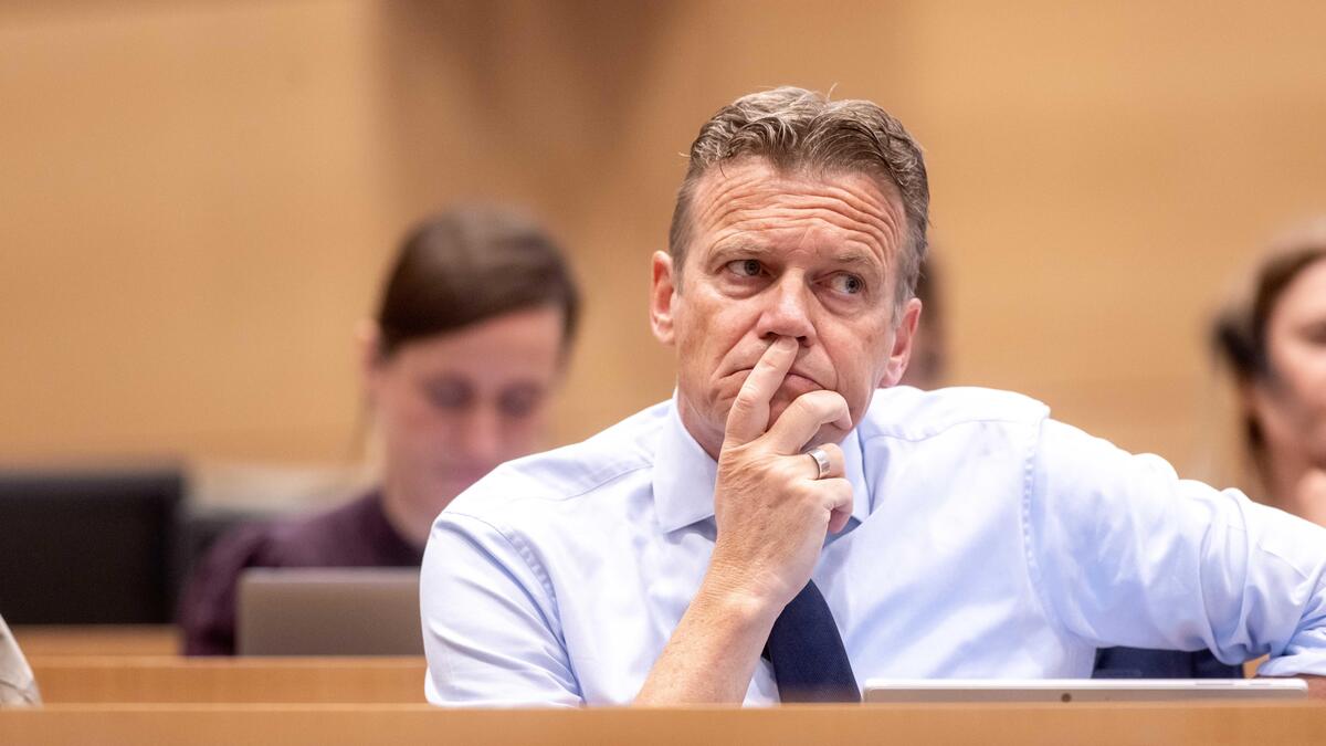 Aanstelling kabinetsmedewerker Van Tigchelt tot hoofdcommissaris blijkt ...