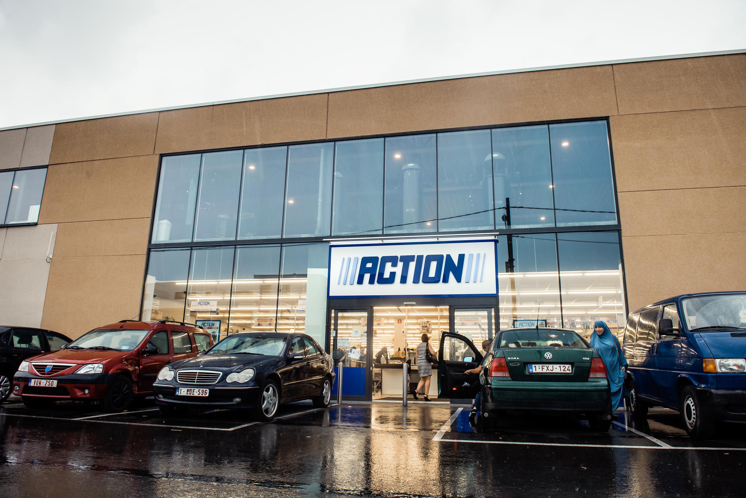 Action opent nieuwe winkel in Laken vlakbij tramhalte Bockstael ...