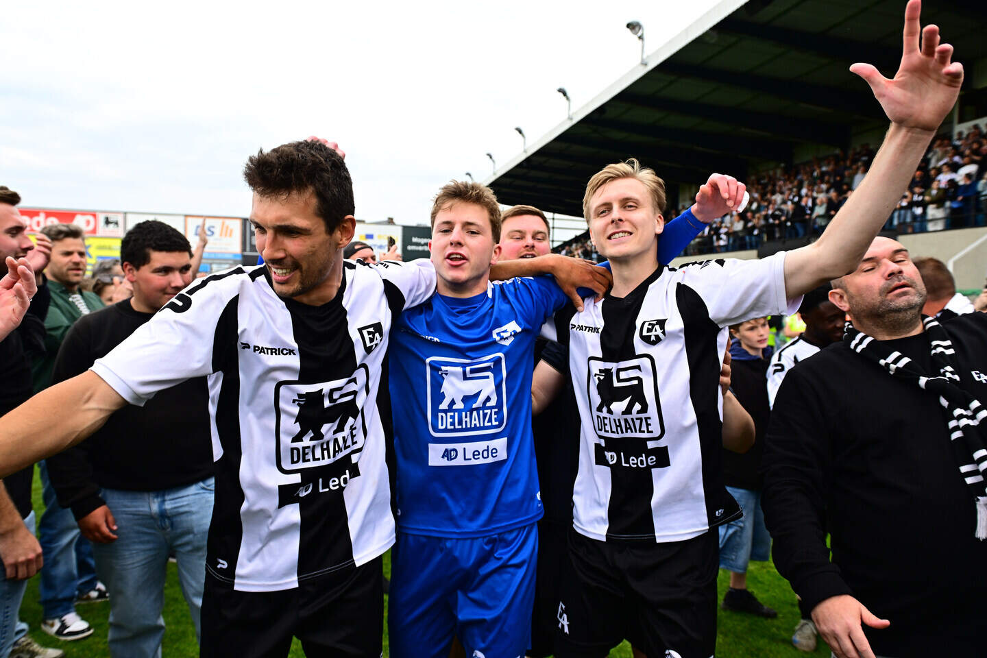 Dominant Eendracht Aalst Lede dwingt promotie af: “Ik denk niet dat ...