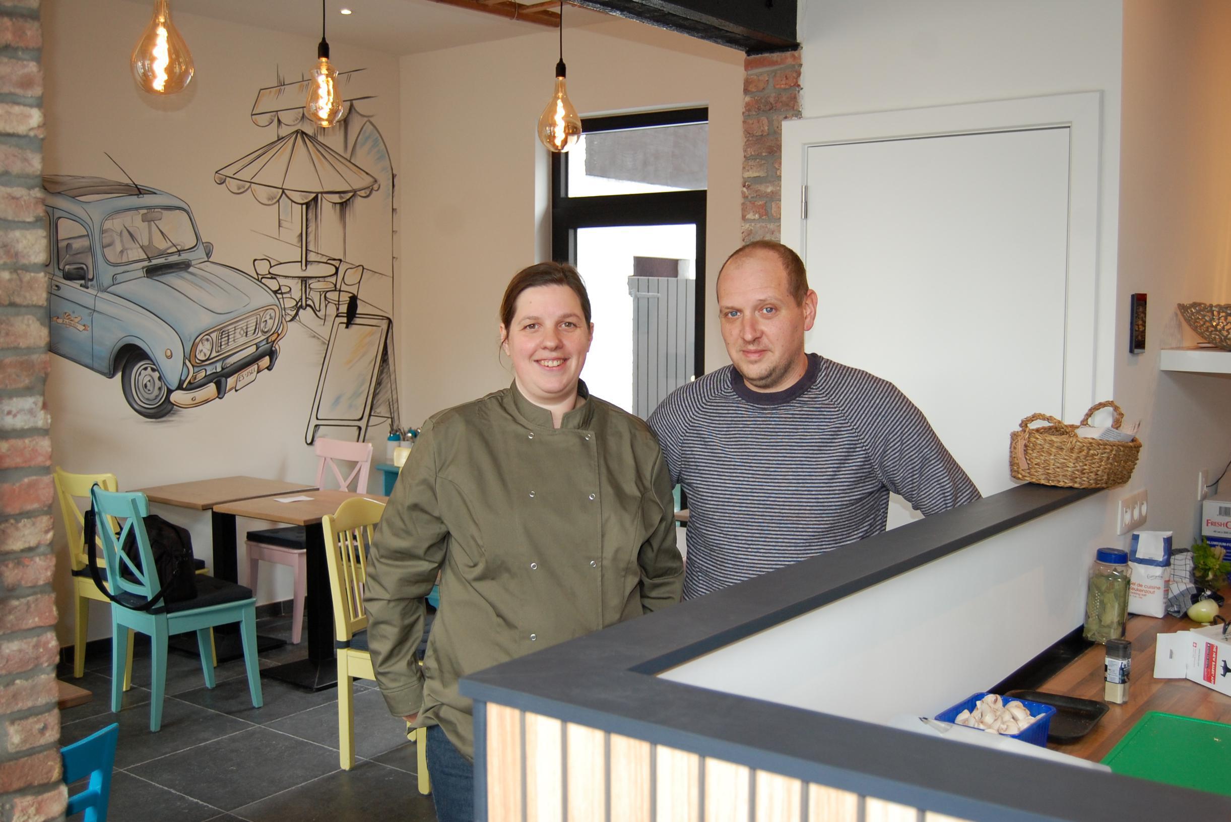 Elvira (37) opent ontbijt- en lunchbar Ristretto: “Bij ons niet te chic ...