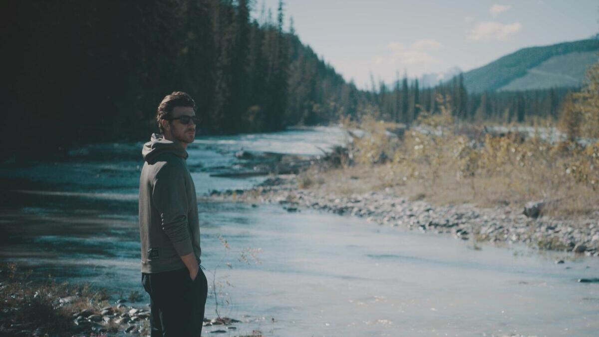 Joris Brys herbeleeft emotionele solotrip door Canada in ‘Mijn eerste ...
