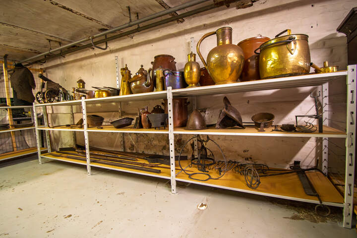 Stad dankt vrijwilligers die kasteelcollectie inventariseerden: “Hun ...