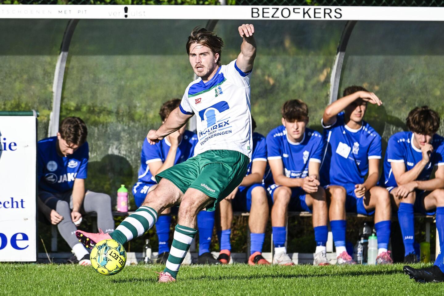Zanger Maksim Stojanac debuteert bij nieuwe ploeg in Zwijndrecht: “Ik ...