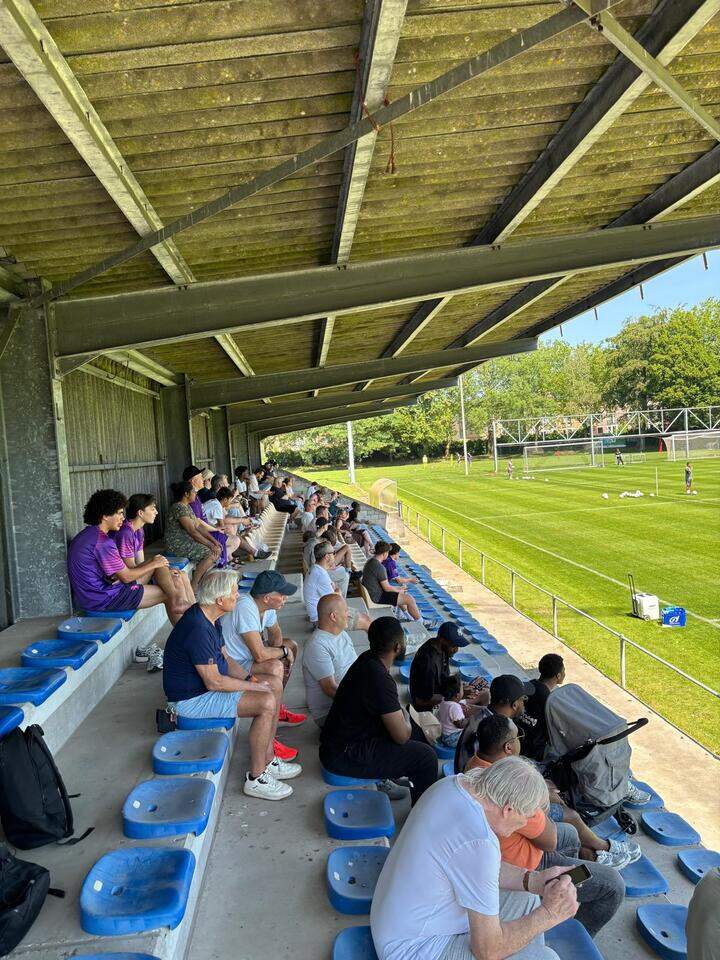 Met alle nieuwe aanwinsten meteen op het veld: ook Beerschot begint ...