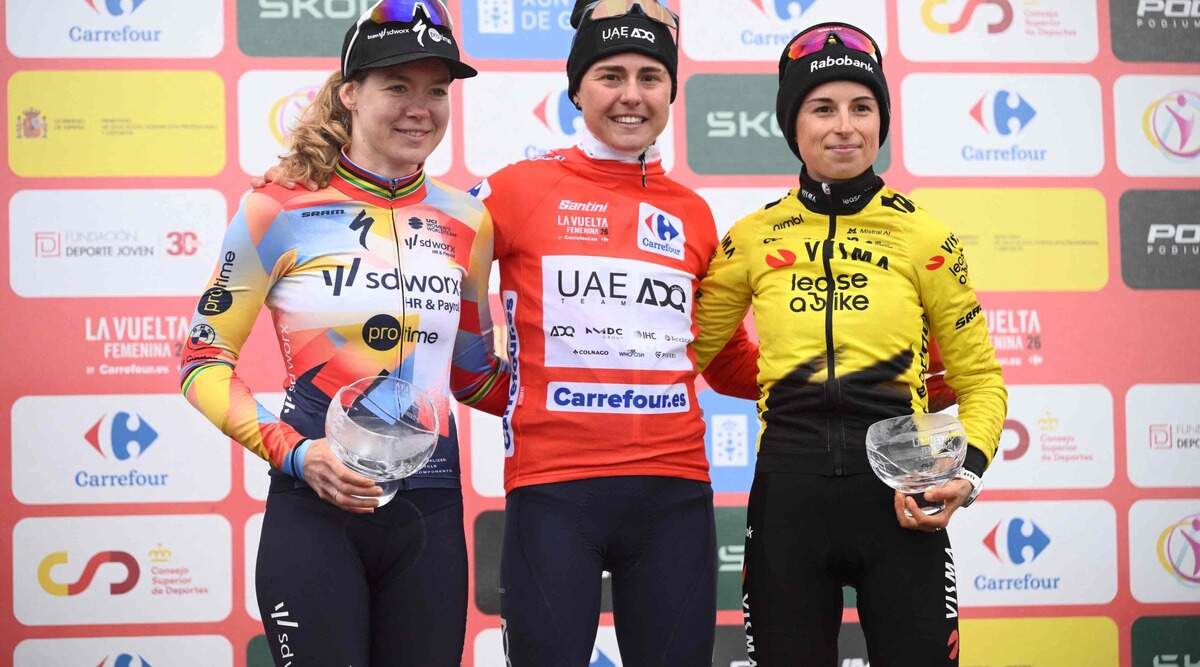 Paula Blasi staat perplex na eindzege in de Vuelta, SD Worx likt de ...