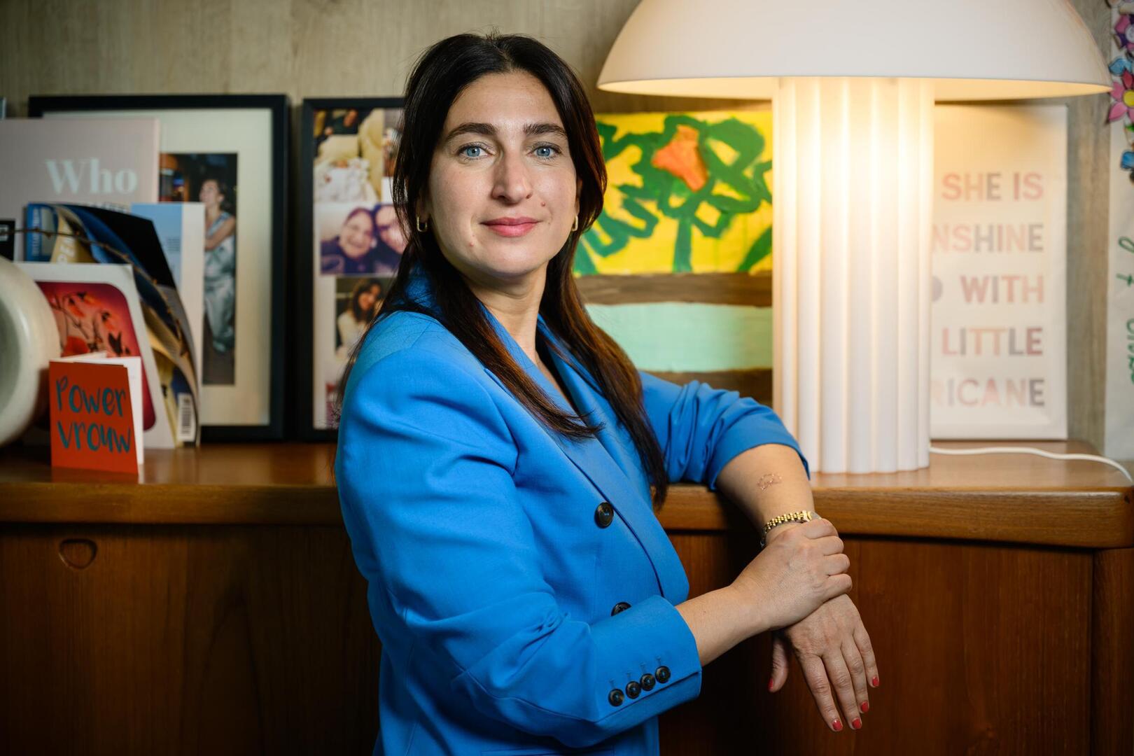 Zuhal Demir roept ouders op: “Als leerkracht iets in agenda schrijft ...