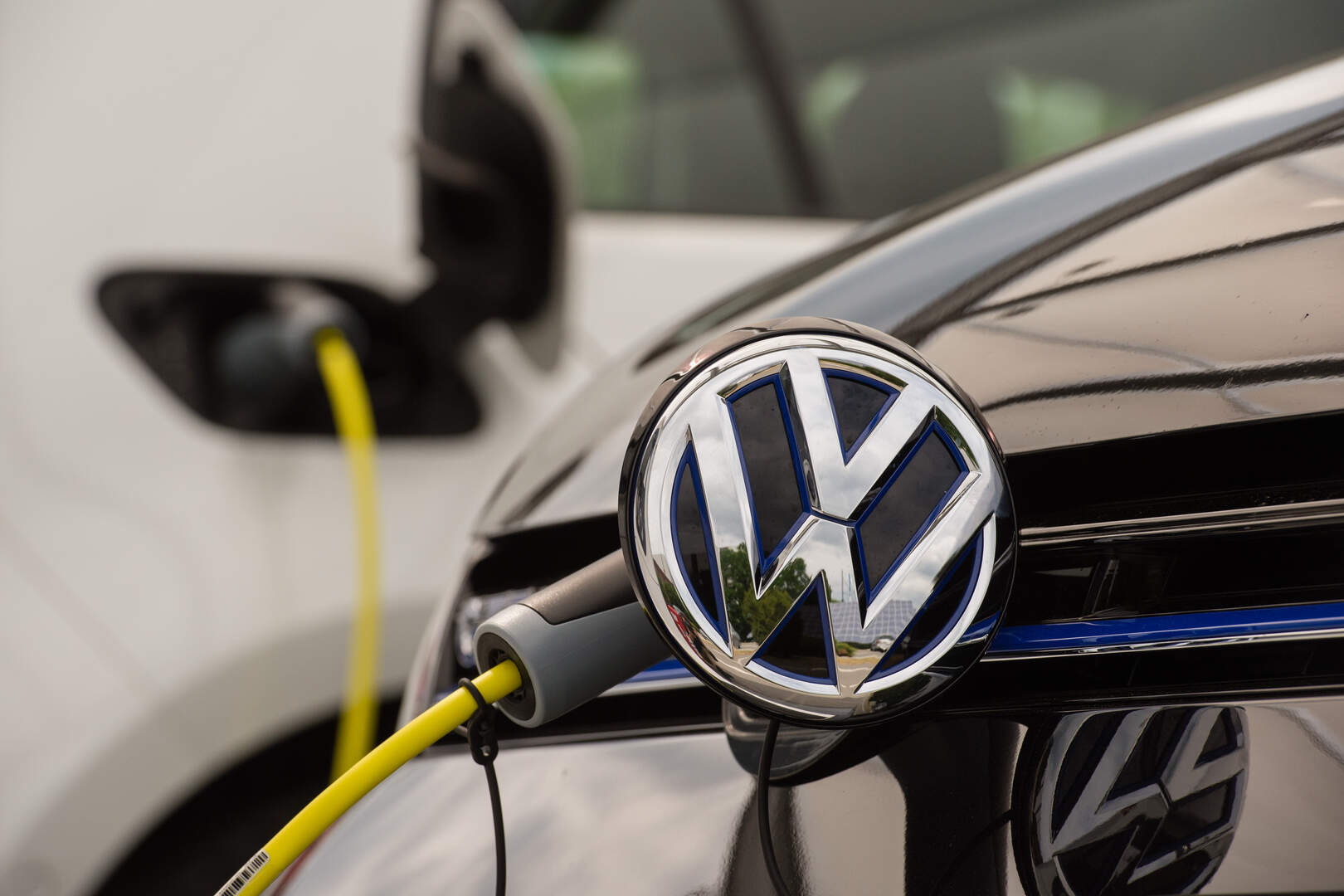 Reclame op dashboard en betalen voor data: autoconstructeurs doen er ...