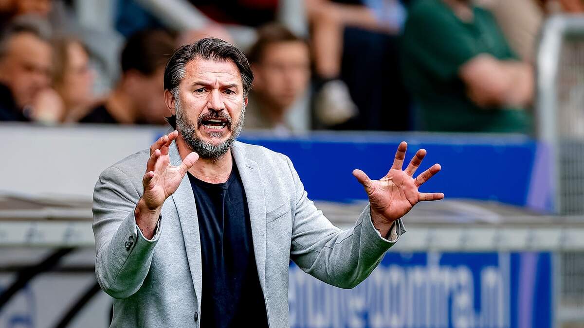 Carl Hoefkens blijft ook na degradatie coach van NAC Breda in ...